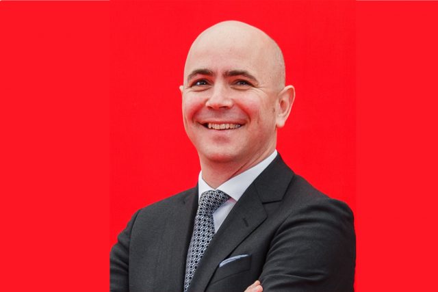 Mickaël Vinet nommé directeur général de Coca-Cola France - RIA - L ...